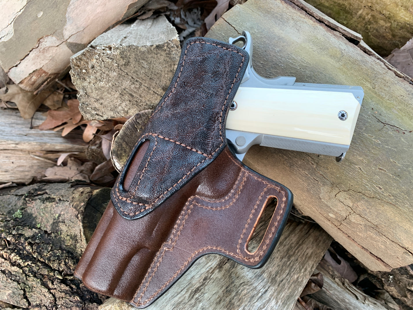 Harrier OWB: Outside the Waistband Holster – Nightingale Leather Co.