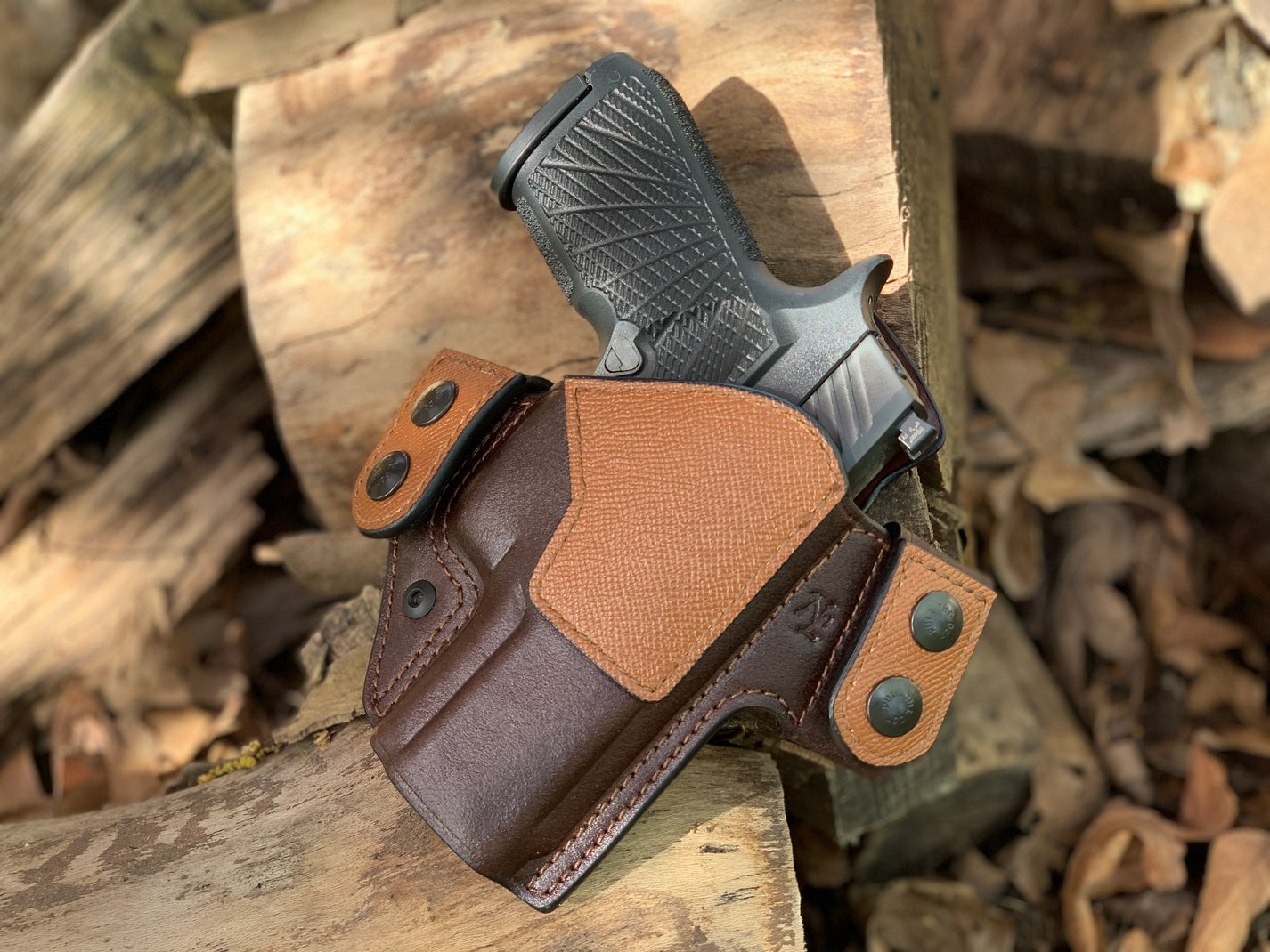 Griffon V OWB: Outside the Waistband Holster – Nightingale Leather Co.