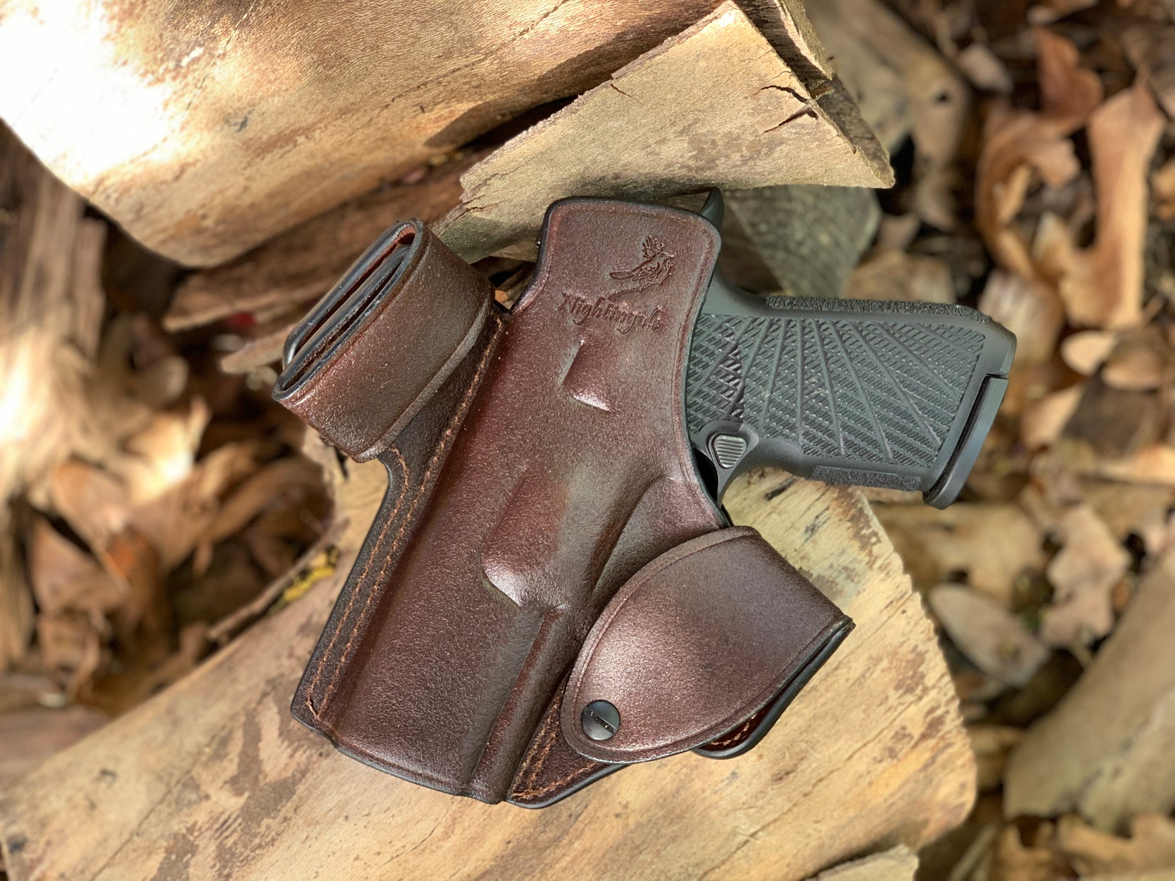 Griffon V OWB: Outside the Waistband Holster – Nightingale Leather Co.