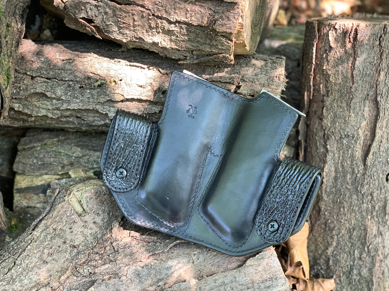 Double Snap Style Magazine Pouch – Nightingale Leather Co.